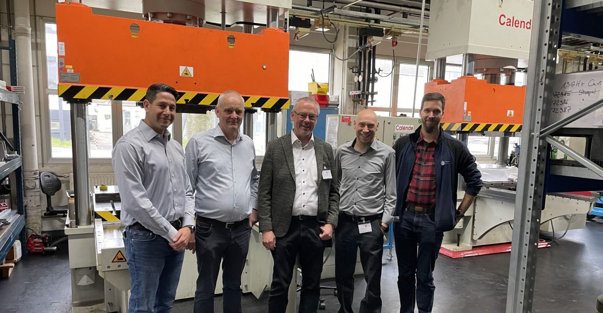 Betriebsmittel auf Knopdruck - Research Instruments Praxisbericht